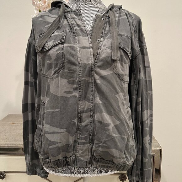Splendid | Jackets & Coats | Splendid Womens Outerwear Lightweight Camo ...
